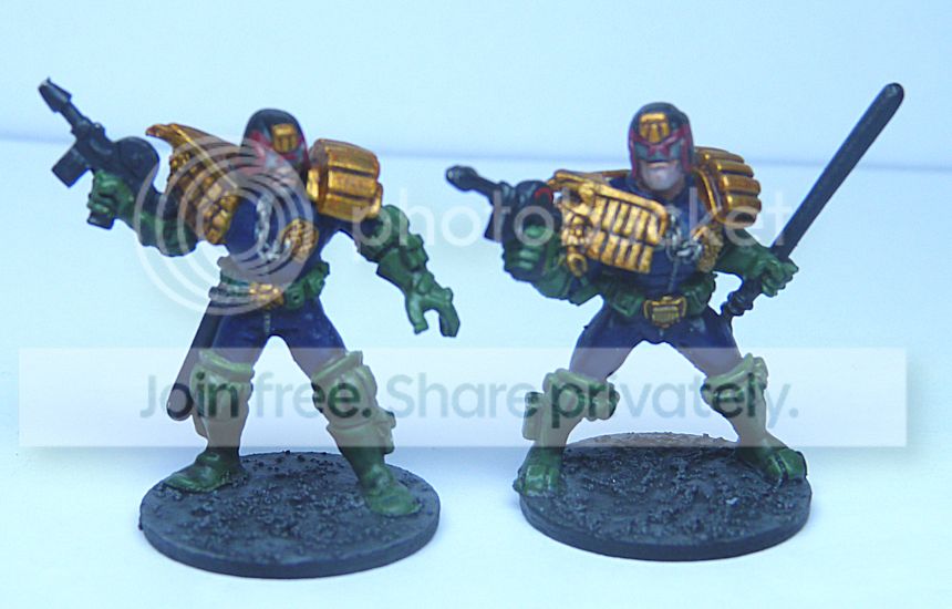 Judge Dredd Miniatures Painted | Mongoose Publishing
